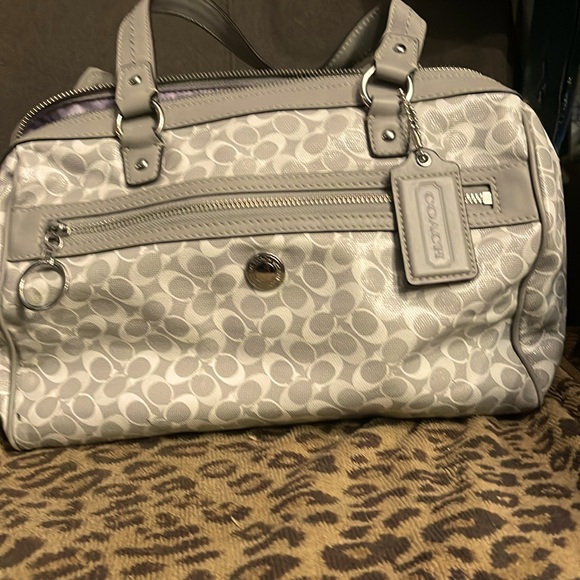 Coach | Bags | Coach Handbag Excellent Condition With No Sign Of Wear ...